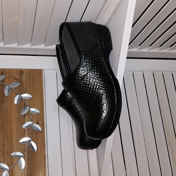 Dansko | Shoes | Dansko Clogs Metallic Black And Silver | Poshmark